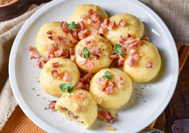 Facts About Poland for Kids - Food and Holidays - Kids Food Atlas